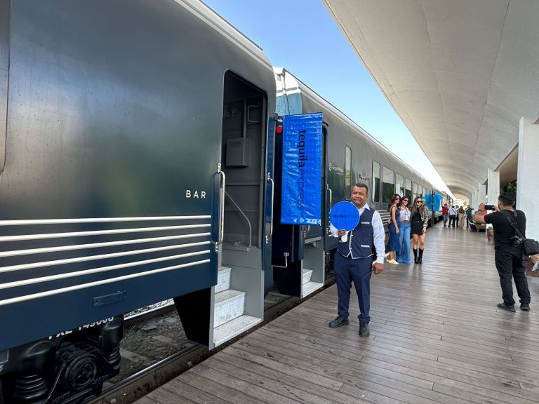 Tequila Express Train - Panoramex Tours & Travel